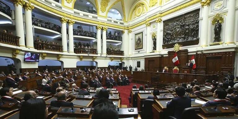 Los tres poderes del estado — Grupo Casa Lima